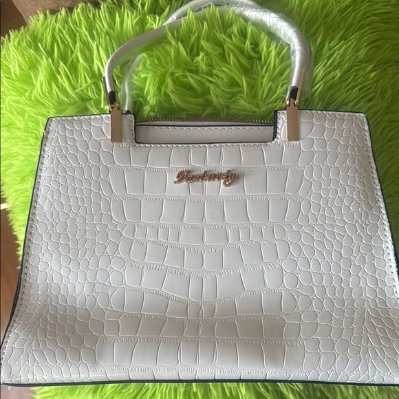 danbaoly | Bags | Luxury White Crocodileembossed Handbag | Poshmark